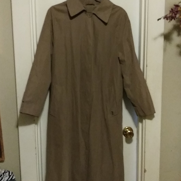 London Fog | Jackets & Coats | Vguc Midlength Vintage London Fog ...